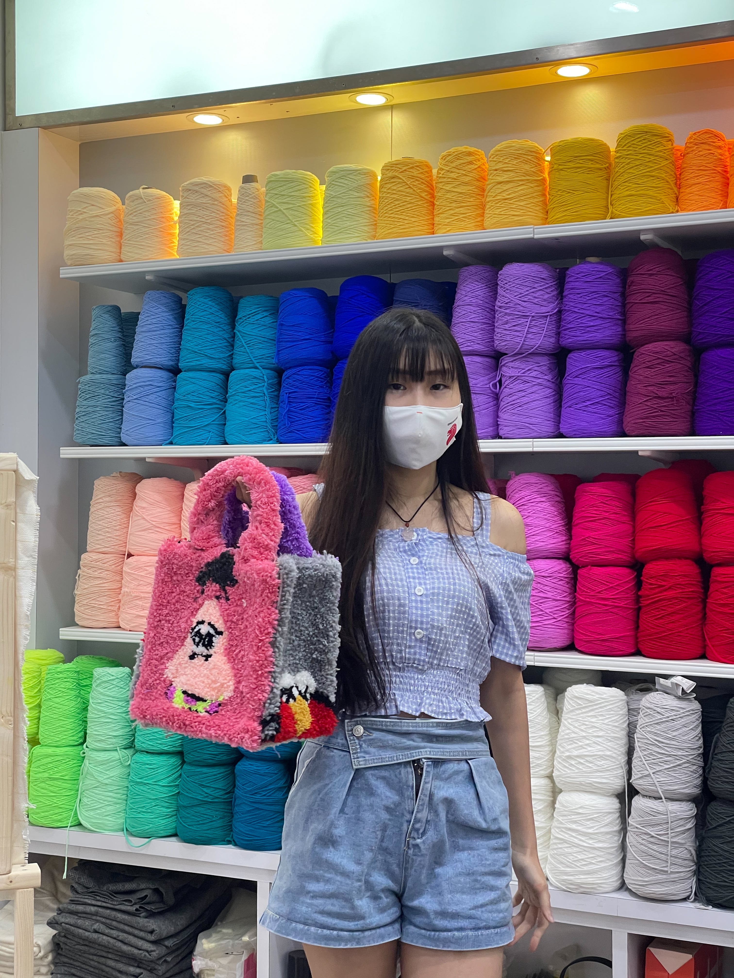 Open image in slideshow, Bag Tufting